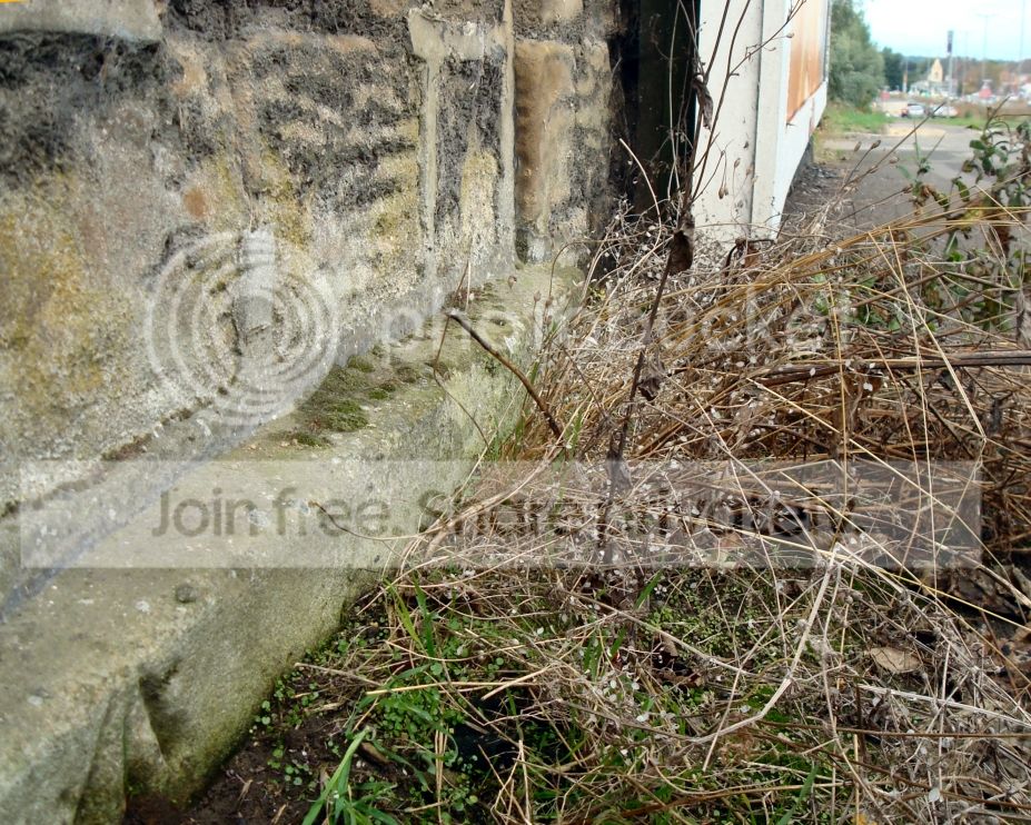Pivot: Wickersley, Holling Hall Farm - Bench Mark Database